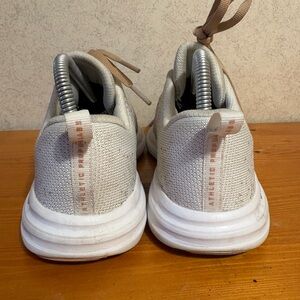 APL | Shoes | Apl Techloom Pro Womens Running Sneakers Size 8 Rose Gold ...